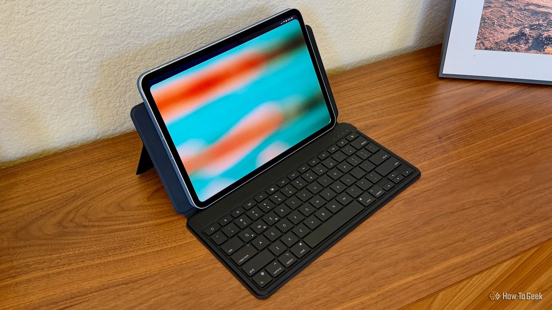 Finally, an iPad Keyboard That Feels Like Typing on Apple's Magic Keyboard