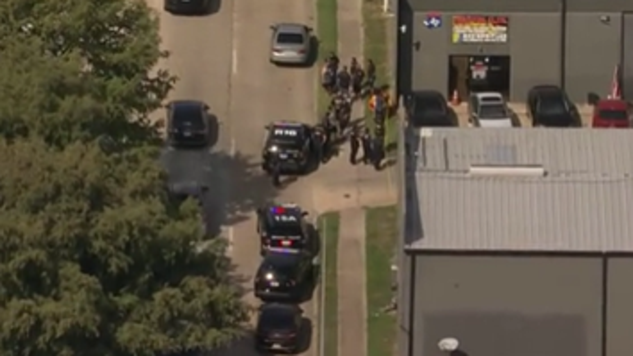 Suspect kills three in Houston, Sugar Land; dies with self-inflicted ...