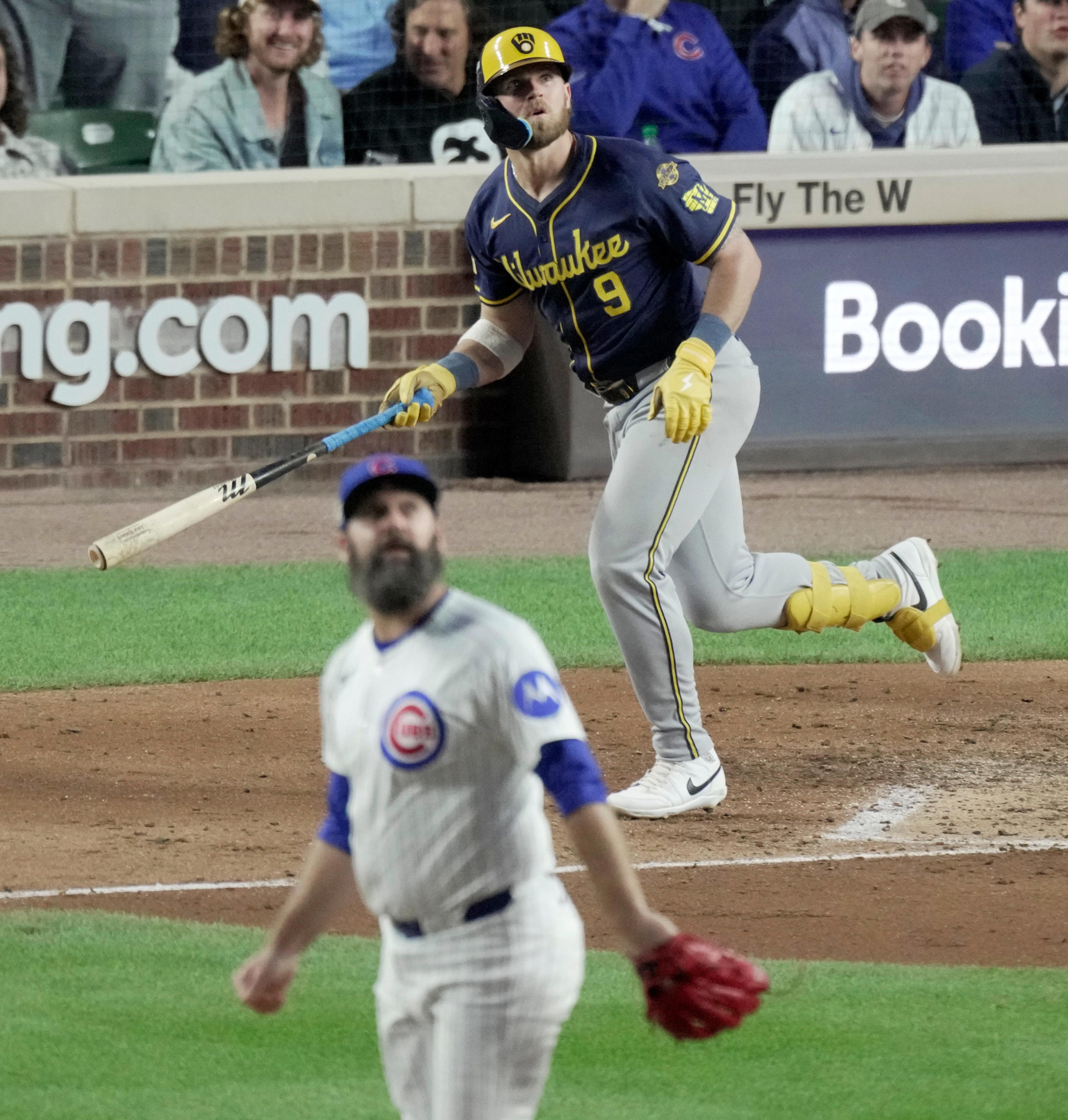 What channels are Brewers vs Cubs on tonight in NLDS Game 4? Time, TV ...