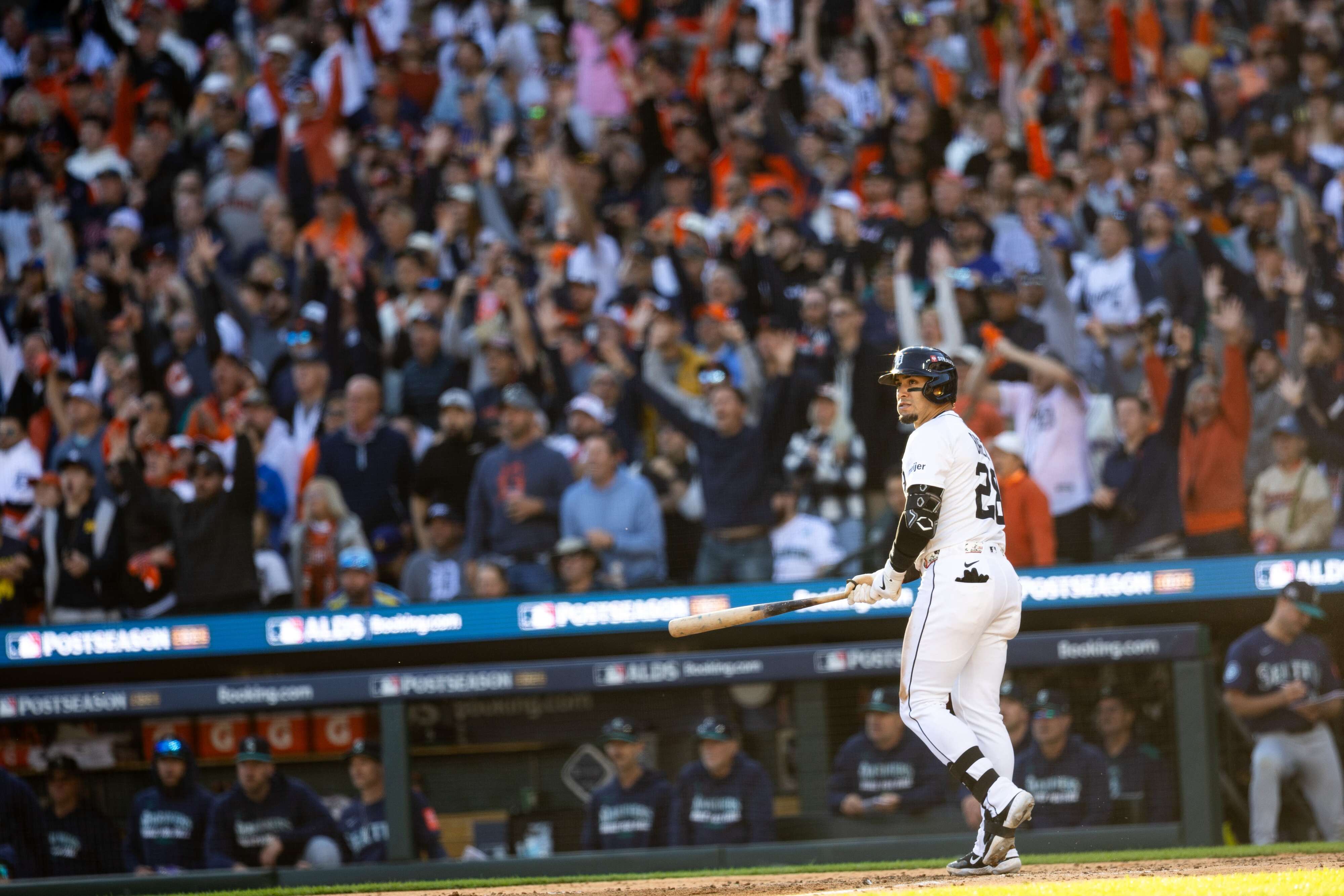 Javier Báez rises to the moment for Tigers’ postseason survival