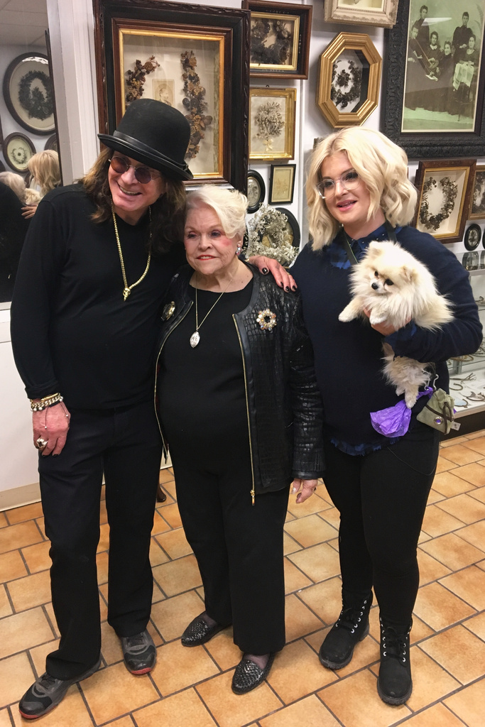 Hair museum filled with century-old mementos closes its doors ...