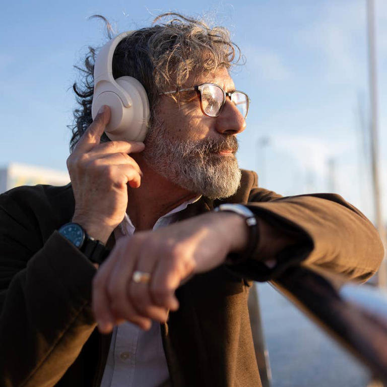 12 Contradictions In Life That Only Make Sense With Age