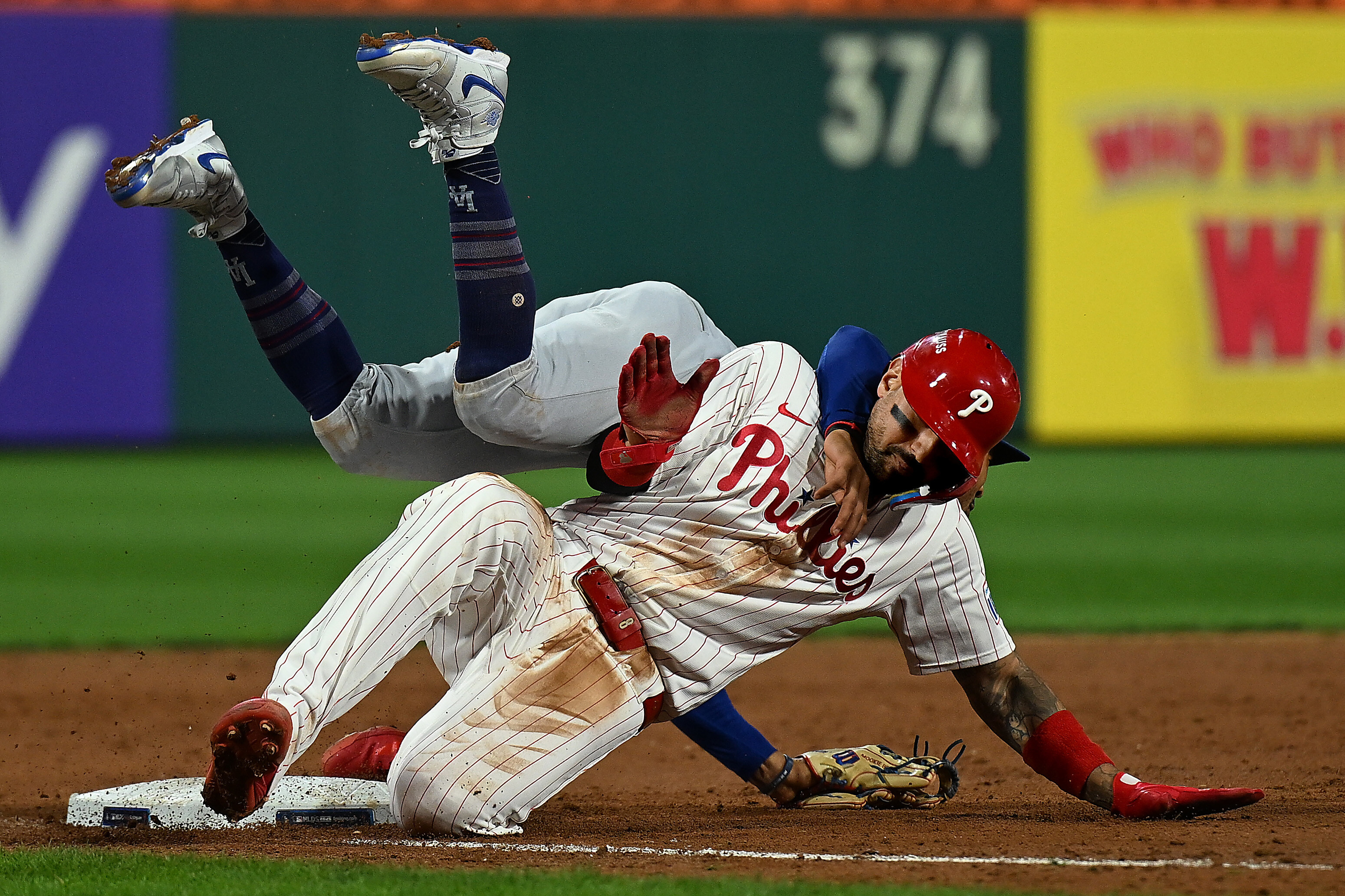 NLDS Game 3: Phillies beat Dodgers to force Game 4; stars show up and ...