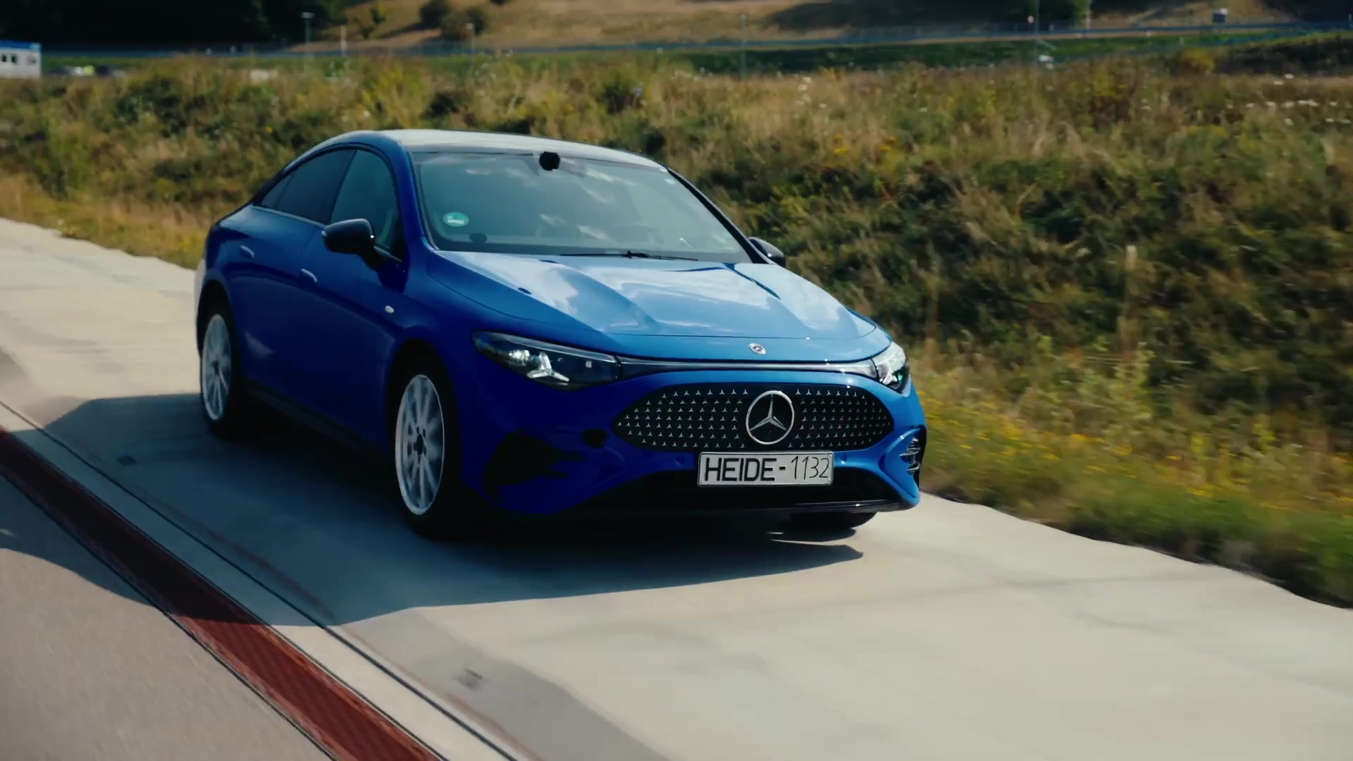 Mercedes-Benz inaugurates the most advanced light testing centre of the ...