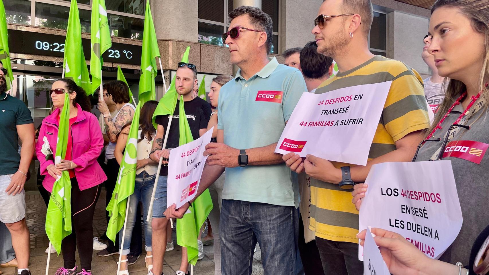 La industria aragonesa plantea el despido de casi 400 personas en tres ...