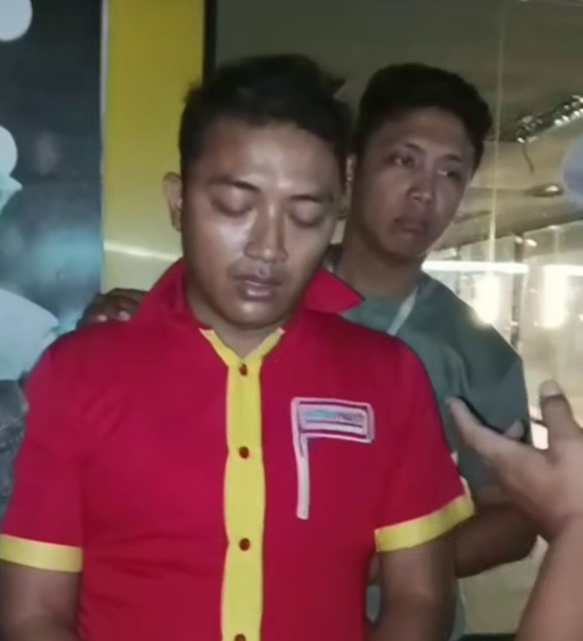 Video Evakuasi Dina Oktaviani, Pegawai Alfamart Karawang Banyak Dicari ...