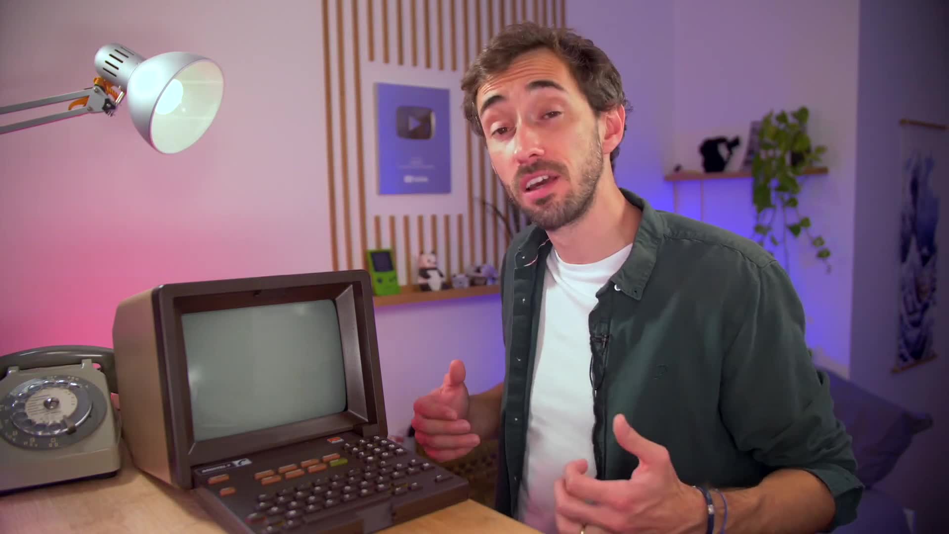 Découvrez la folle histoire de Minitel!