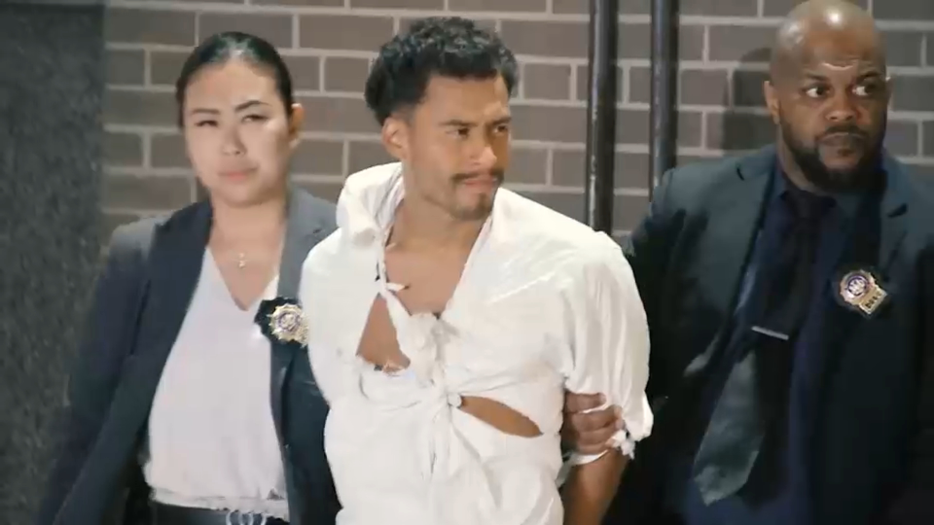 Suspect charged in fatal beating at subway station made confession to ...