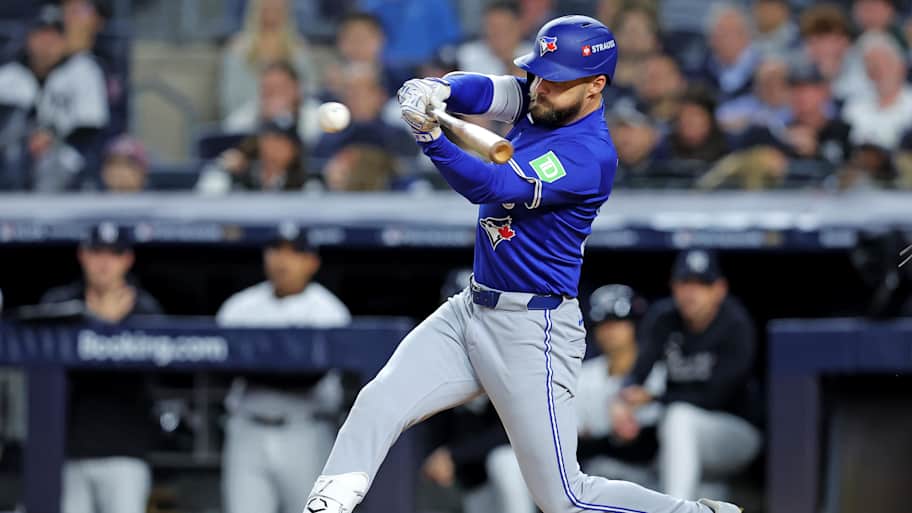 Blue Jays Power Past Yankees to Reach First ALCS in Years