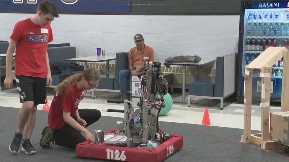 Webster SparX Robotics team showcases innovation at Open House