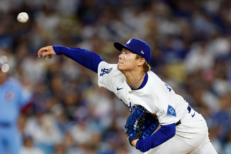 NLDS Game 3: Phillies beat Dodgers to force Game 4; stars show up and ...