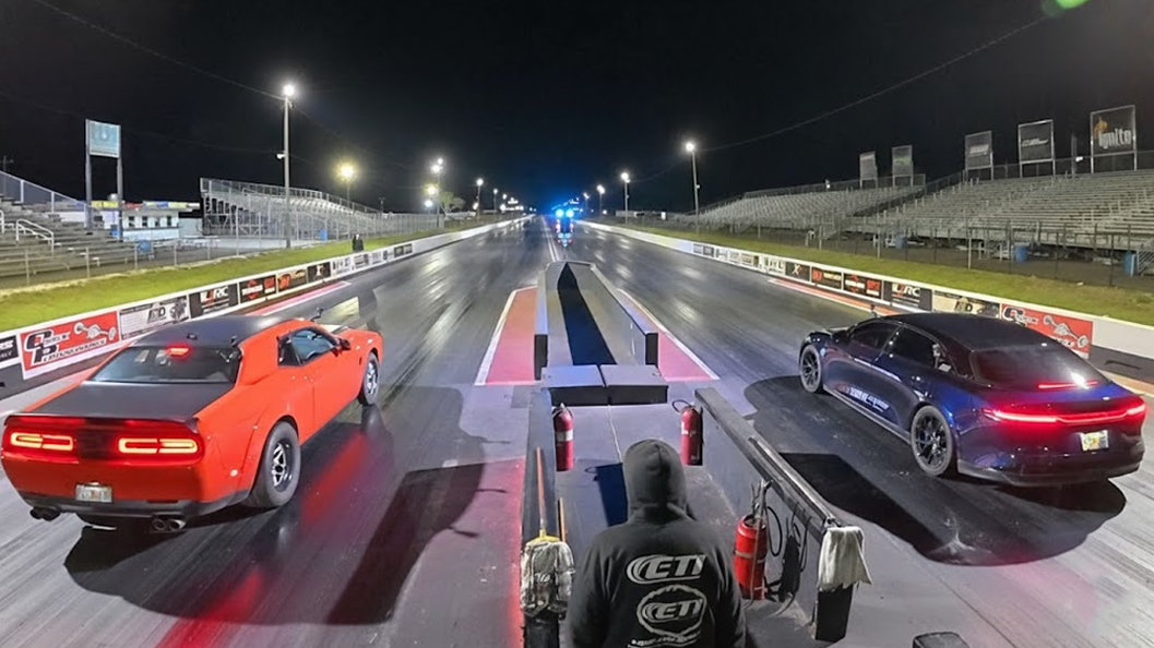Dodge Challenger SRT Demon 170 vs Lucid Air Sapphire Quarter Mile Drag Race