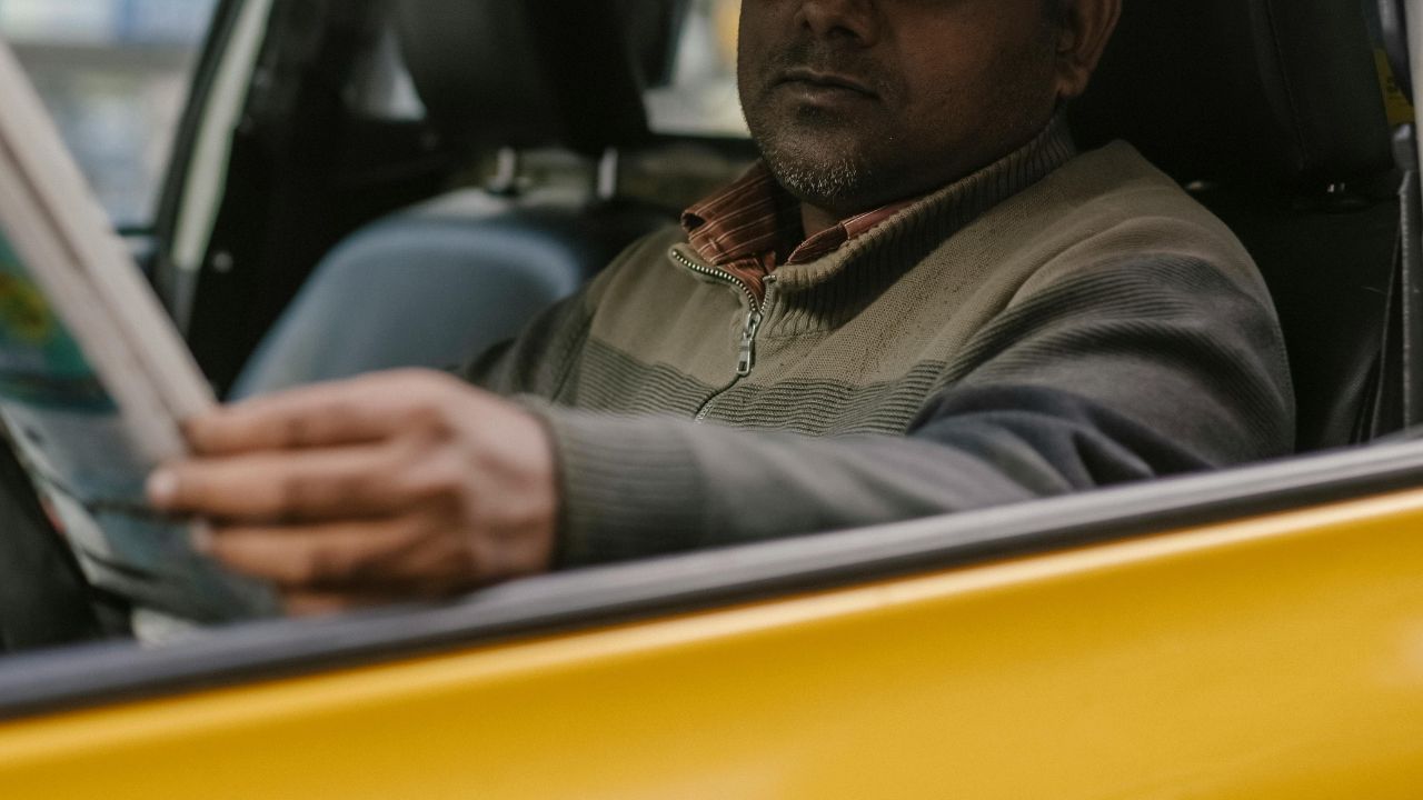 ‘It’s scary’: Gurgaon woman says cab driver messaged her using UPI contact