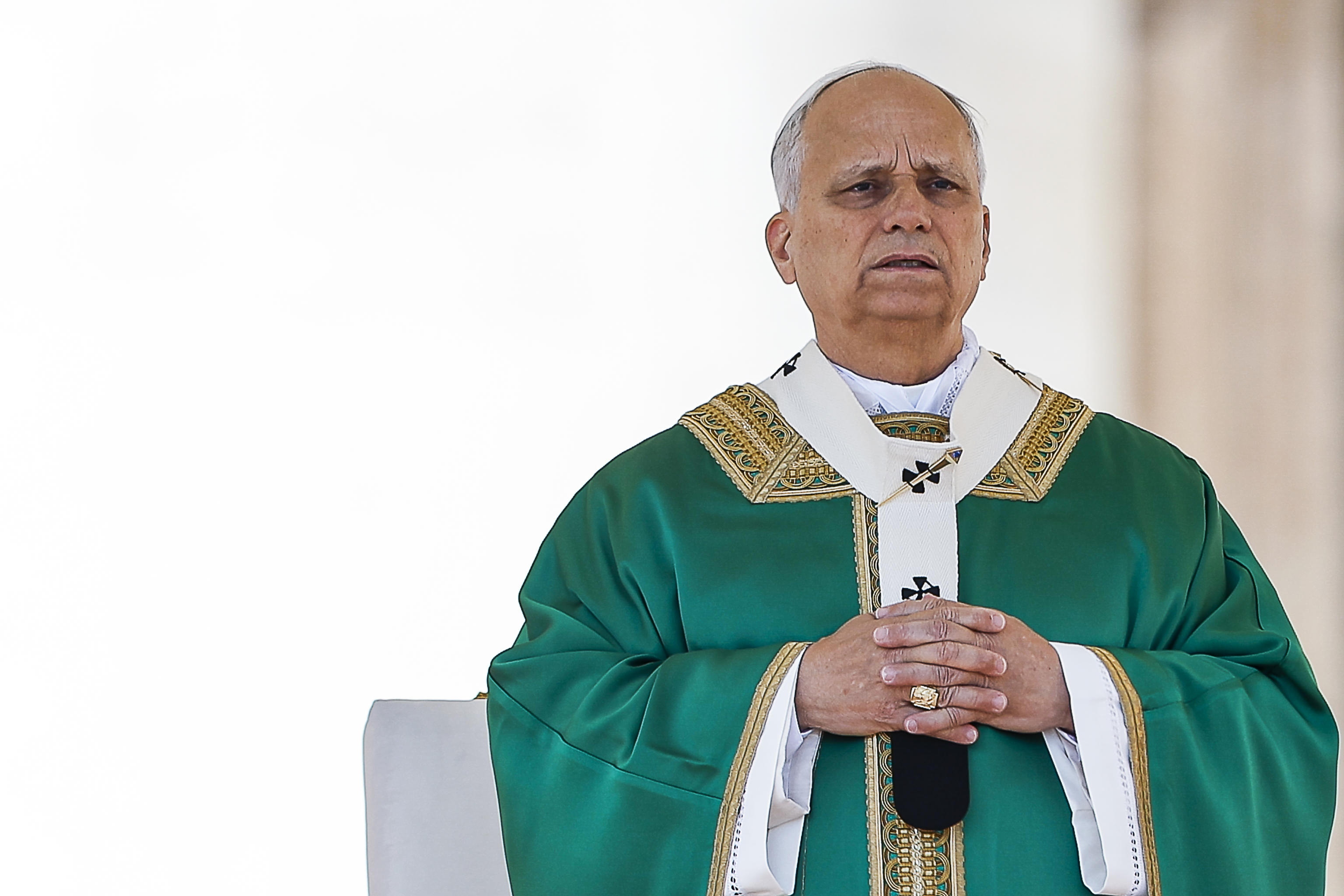 Il Papa, la vita non è fatta di mode passeggere