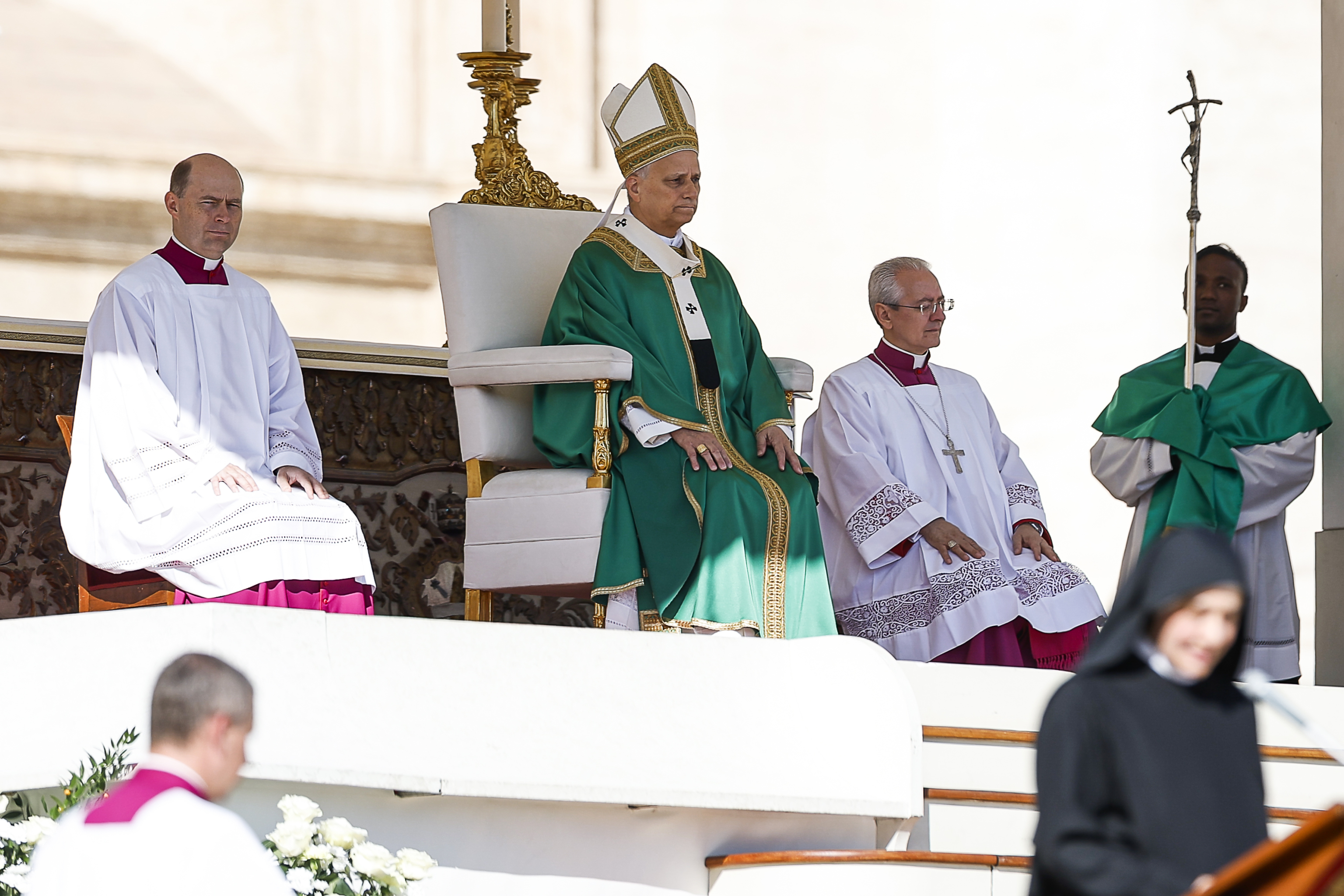 Il Papa, la vita non è fatta di mode passeggere