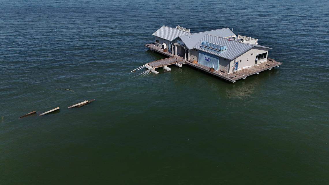 Anna Maria sets reopening timetable for City Pier after hurricane ...