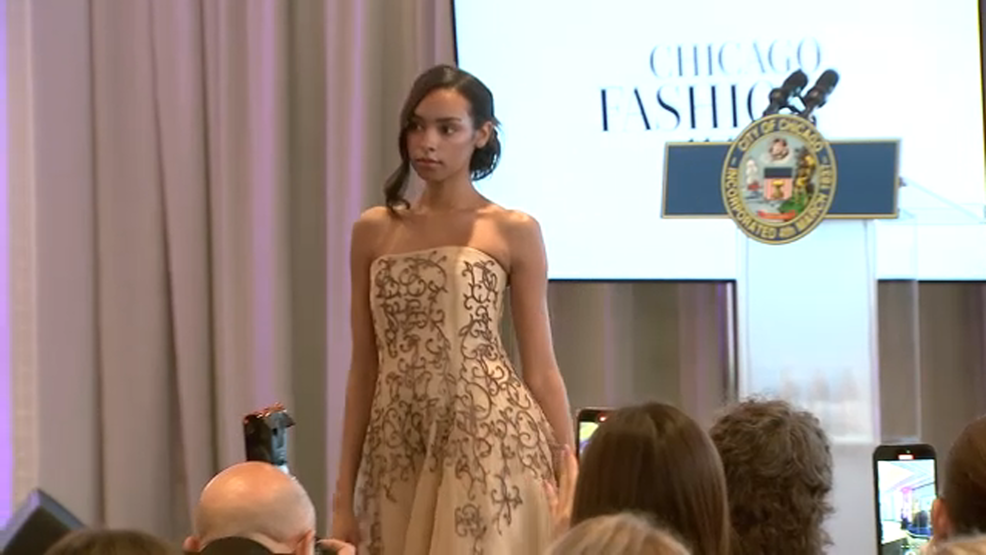 Chicago Fashion Weeks begins 10 days of runway shows, markets, exhibits