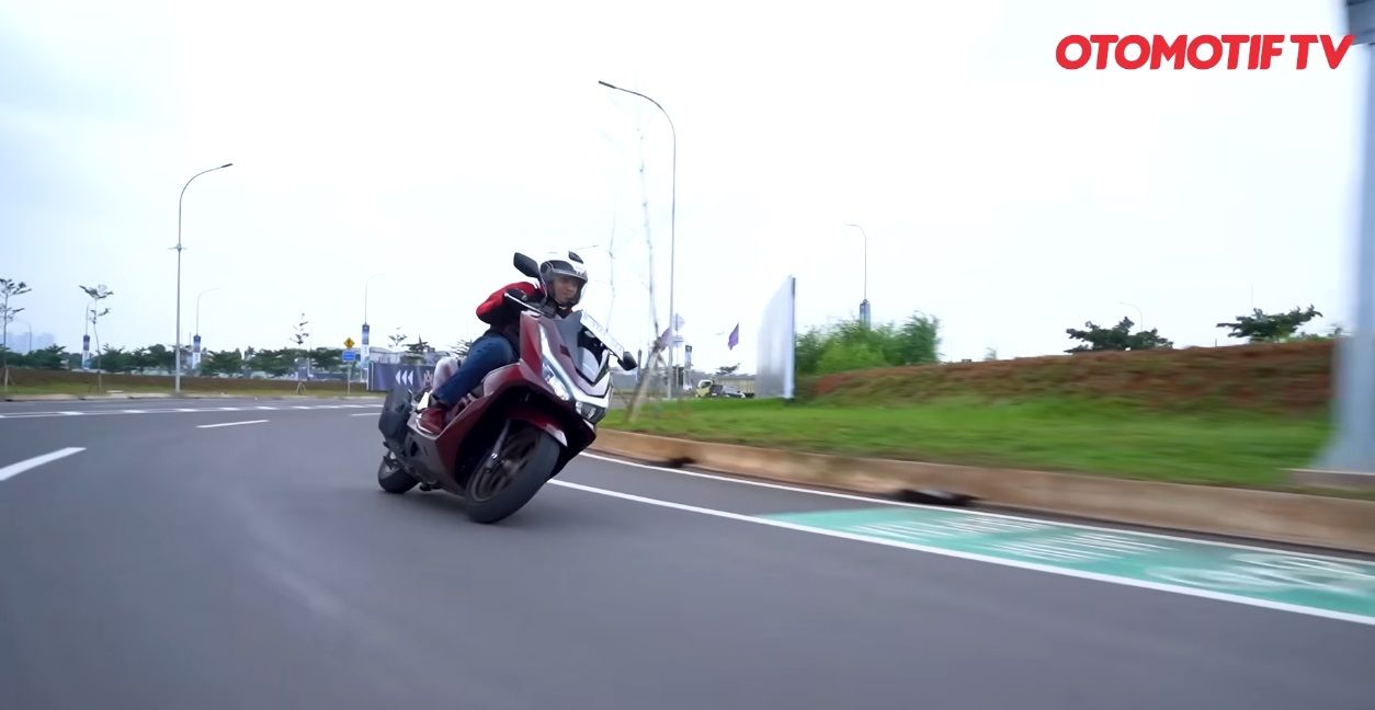 Selain Vario 125, Ini Pilihan Matic Honda Rangka Tubular Plus Harganya ...