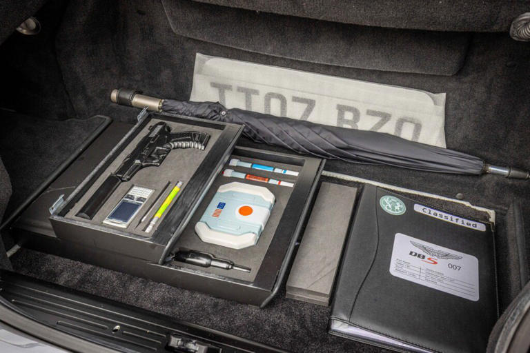 00-Heaven! James Bond-themed house called ‘Skyfall’ goes on market for £3m