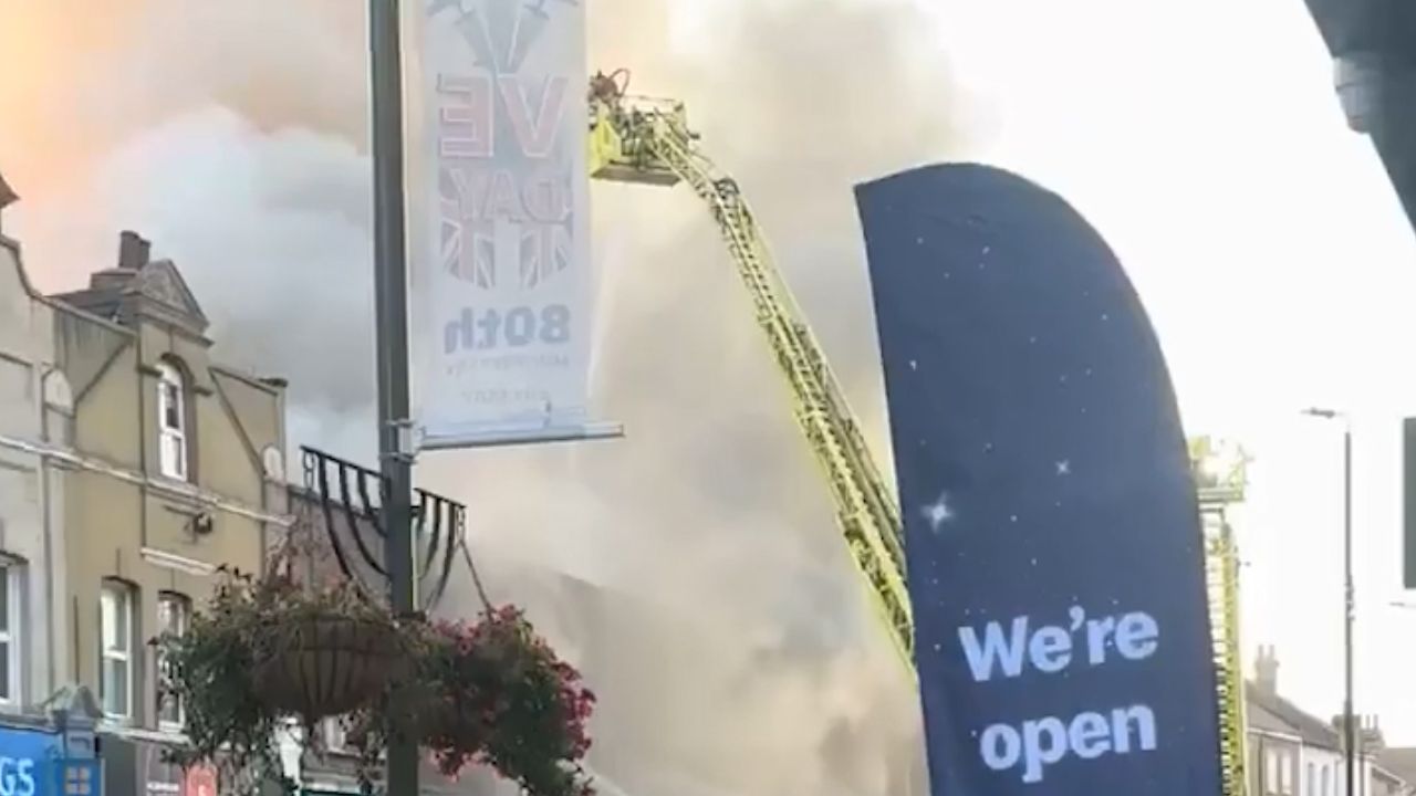 Dramatic Penge fire footage shows firefighters working to extinguish ...