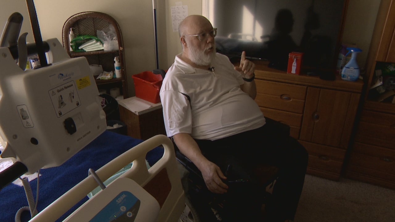 Winnipeg man says he's disappointed with inconsistent home care