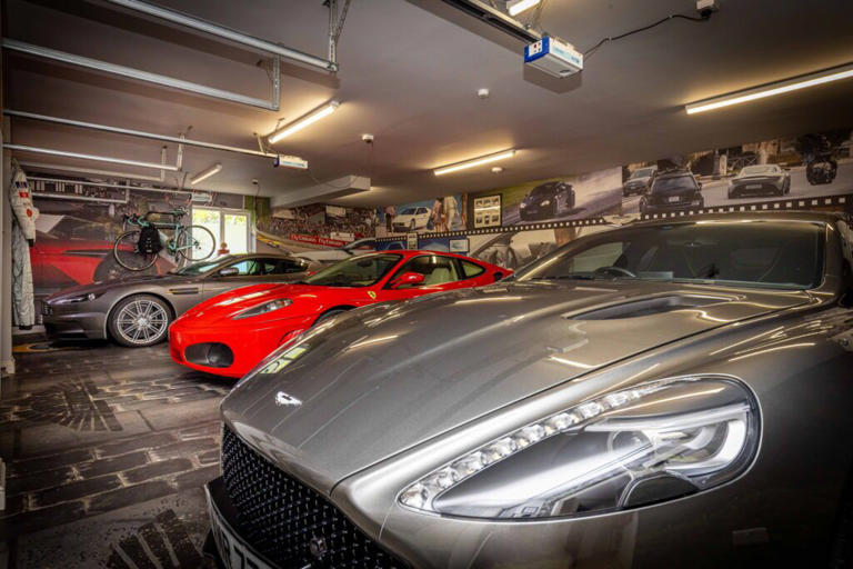 00-Heaven! James Bond-themed house called ‘Skyfall’ goes on market for £3m