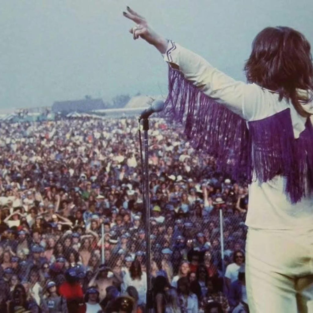 30 Classic ’70s Concert Photos From the Good Ol’ Days