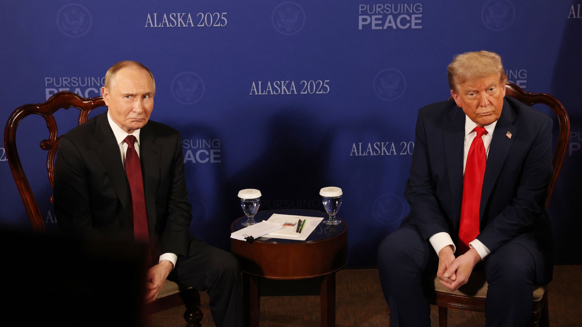 1000s of nuclear bombs? Russia exits US nuke pact to reclaim 34 tons of ...