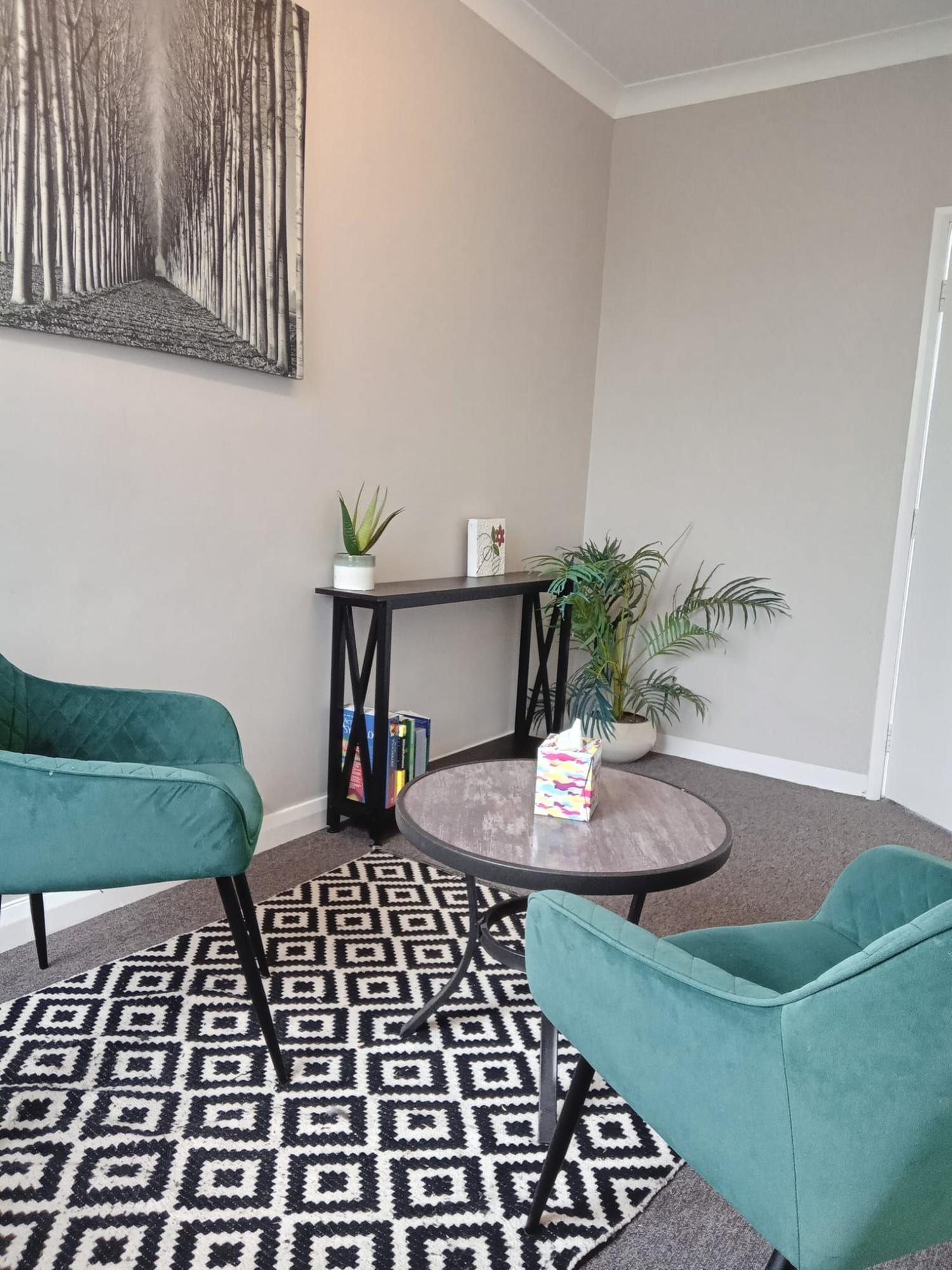 Bedfordshire homelessness charity celebrates £15k counselling boost on ...