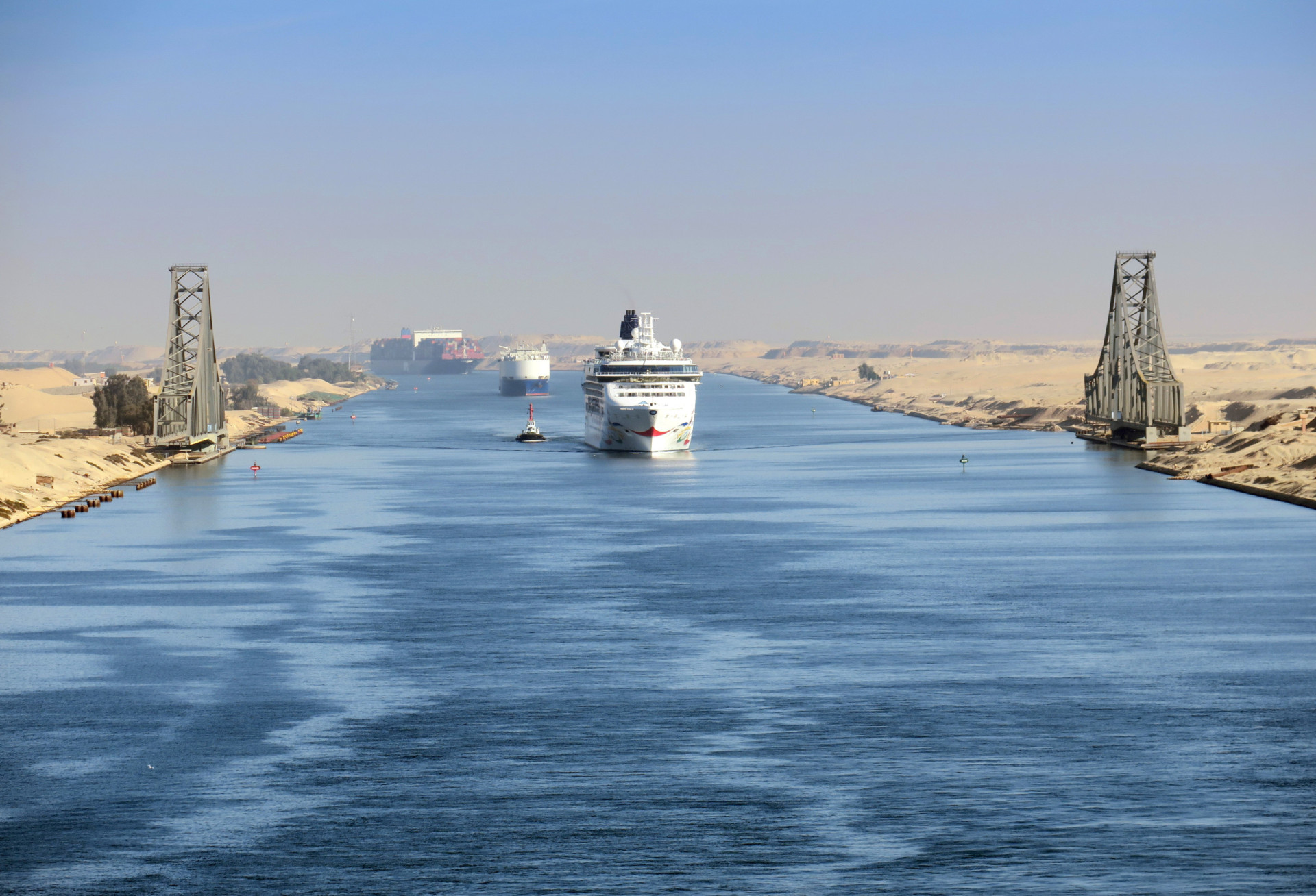 Amazing facts about the construction of the Suez Canal