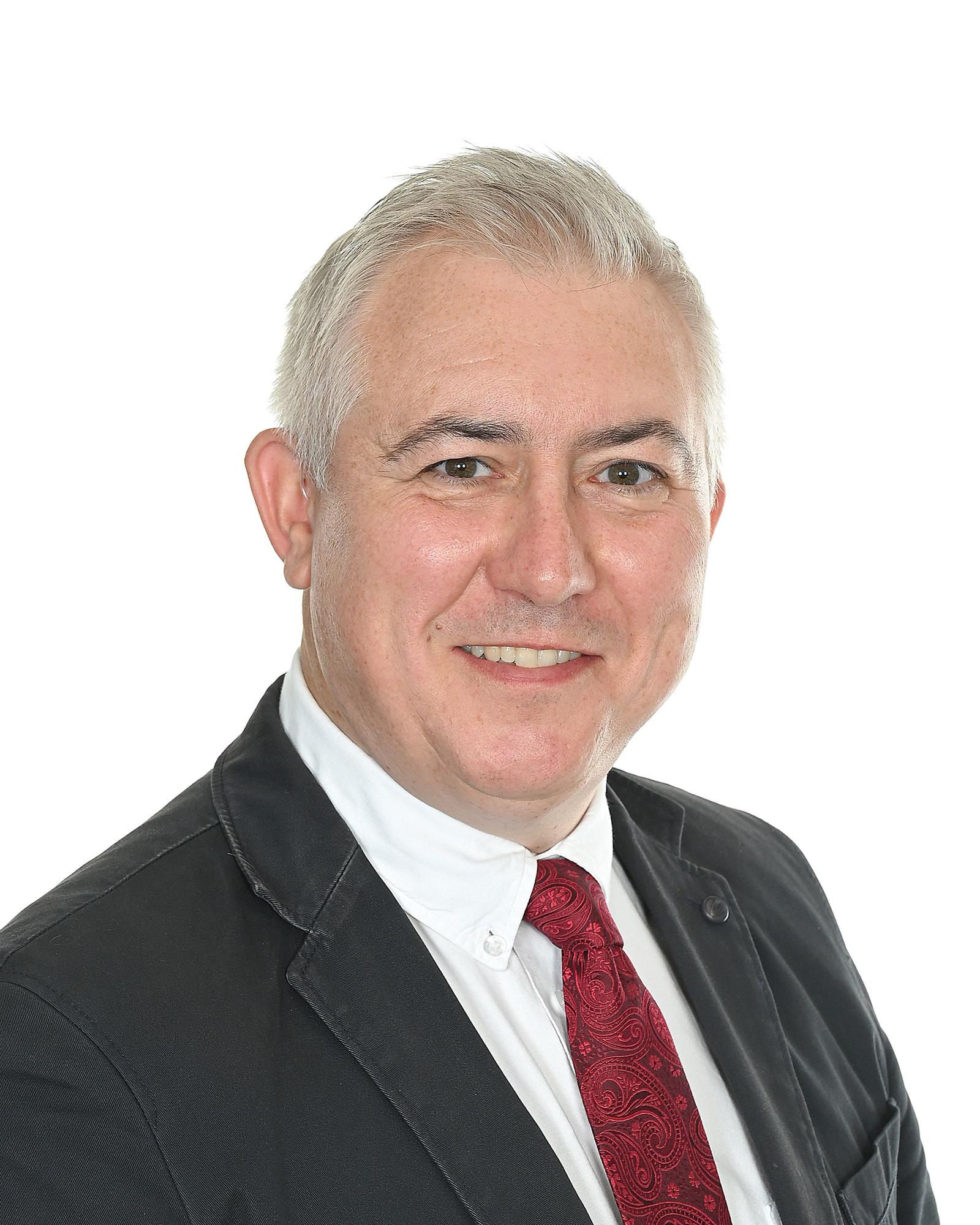 Political opinion: Labour hit out at frontline staffing fall, and call ...