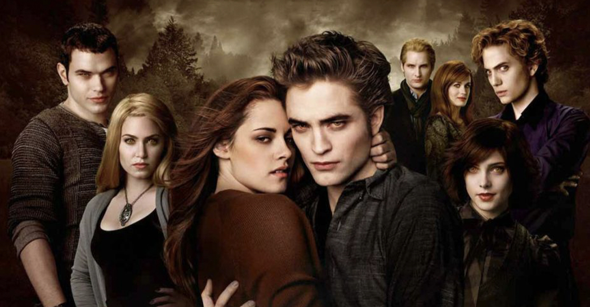 Behind The Scenes Of Twilight, The Controversial Vampire Saga