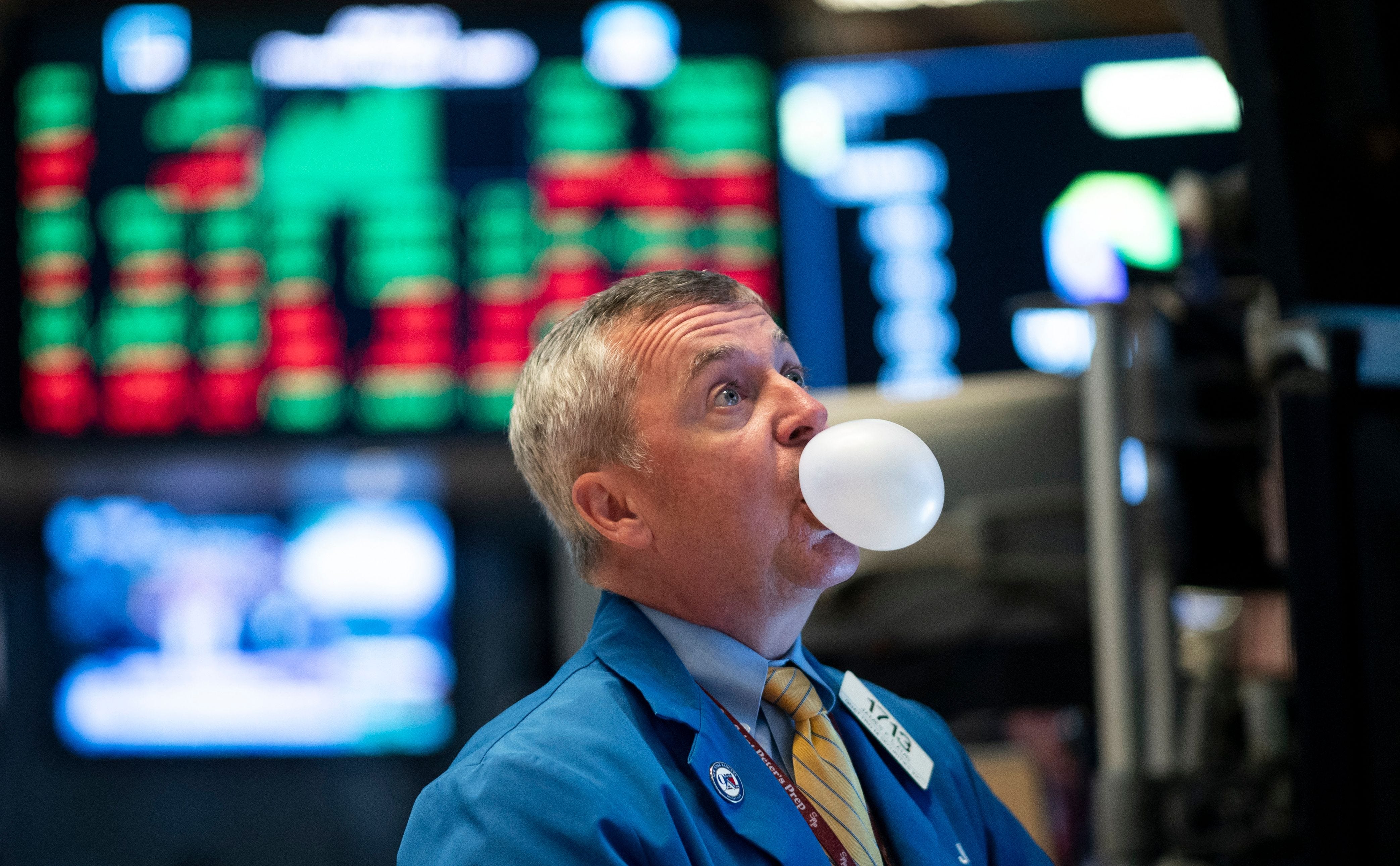 5 charts from Goldman Sachs show how AI mania stacks up against past ...