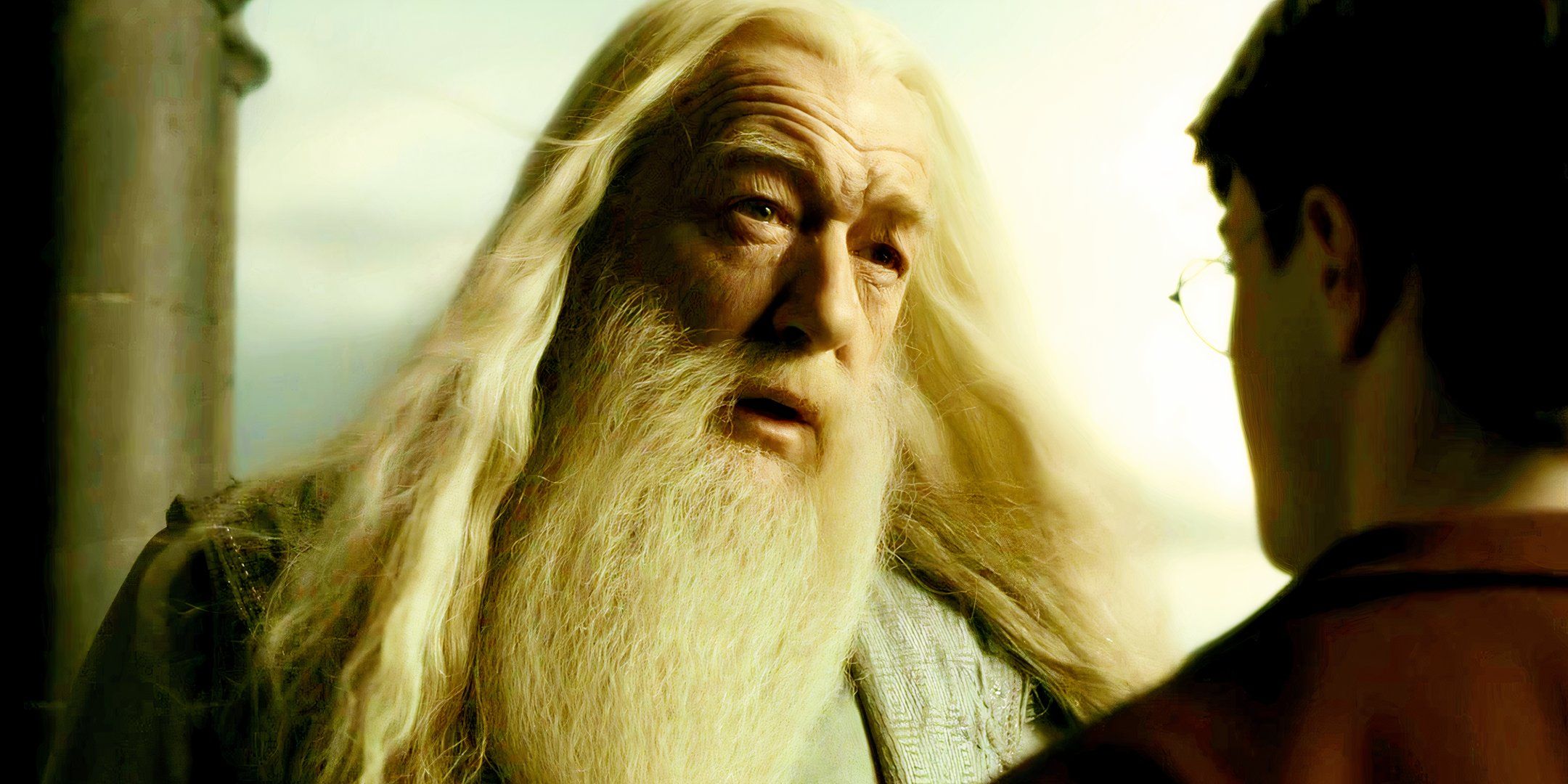 John Lithgow's Dumbledore Costume Resembles Richard Harris' Version