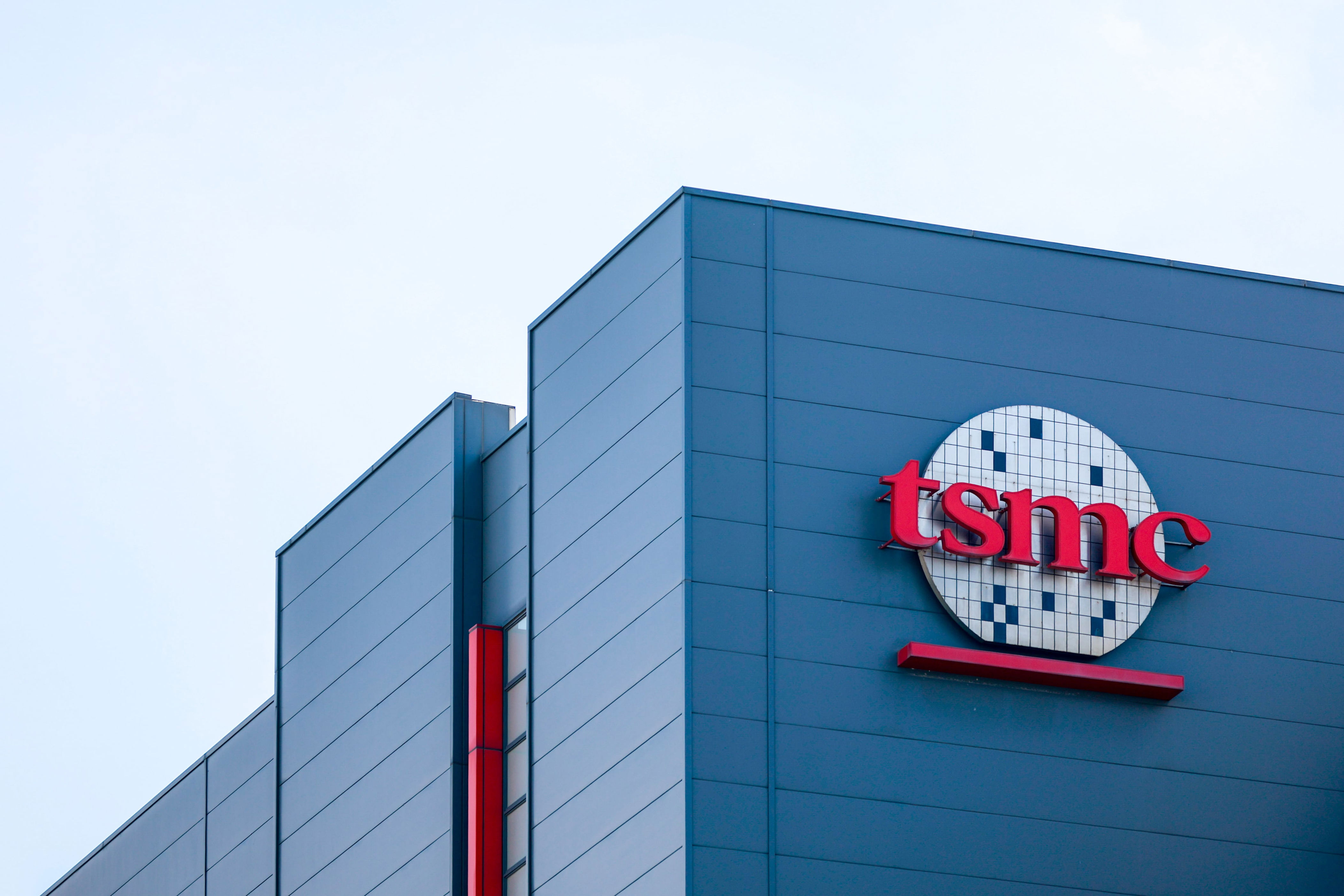 TSMC Revenue Surges 30% Driven by AI Demand