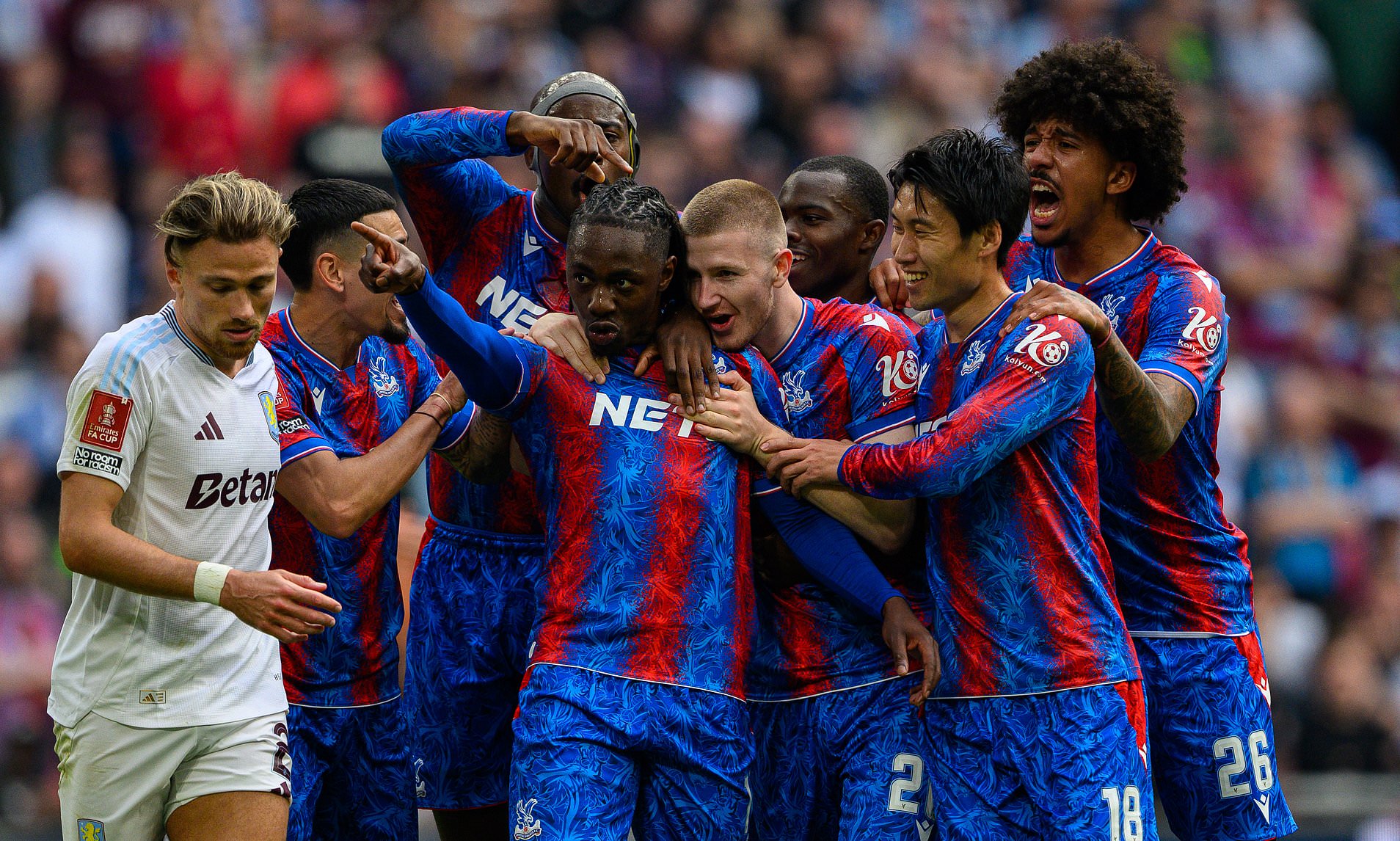 Crystal Palace star admits desire to play for 'big English club' after ...