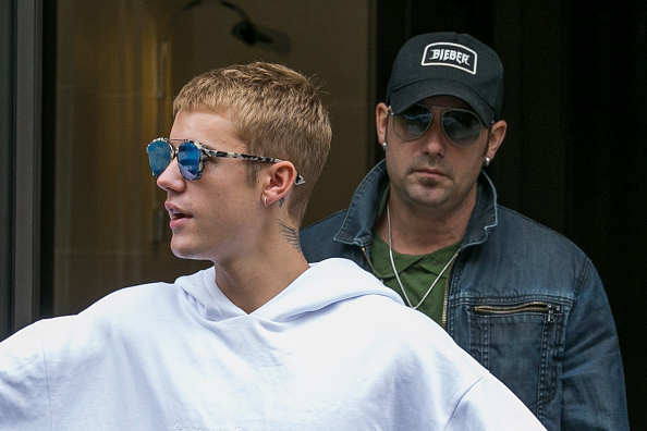 Justin Bieber claps back at mum's healing prayers