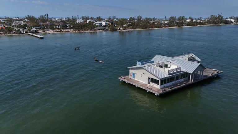Anna Maria sets reopening timetable for City Pier after hurricane ...
