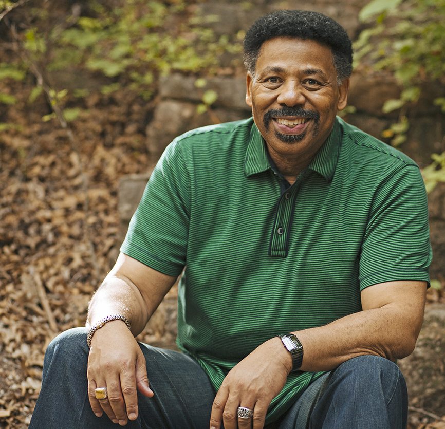 Tony Evans Steps Aside as Son Takes Oak Cliff Helm After Restoration