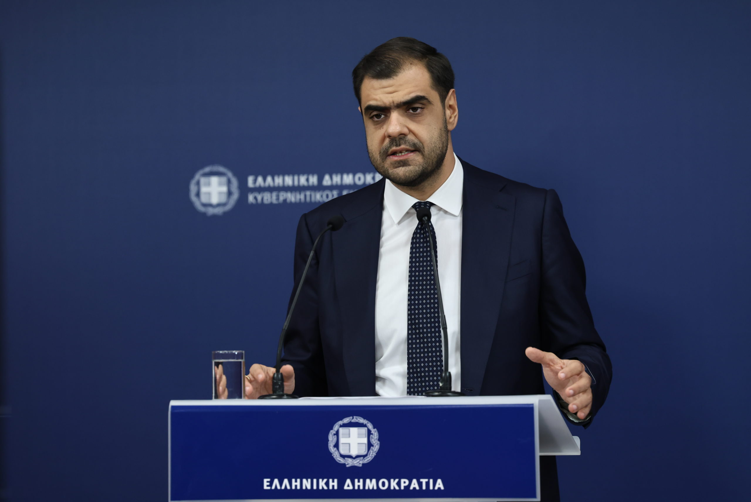 Παύλος Μαρινάκης: Η ερώτηση για τη συνέντευξη Κυρανάκη στο Realfm 97,8 ...