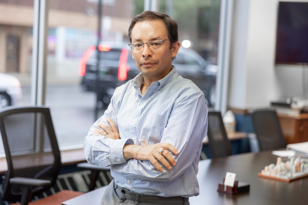 Chicago anti-ICE chaos only proves why National Guard is needed, Windy ...