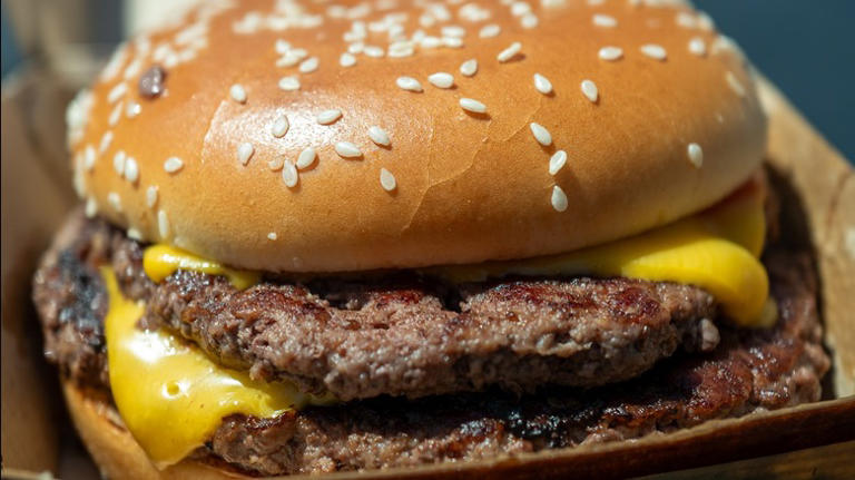 This Simple Hack Turns 2 McDonald's Burgers Into A Better Big Mac