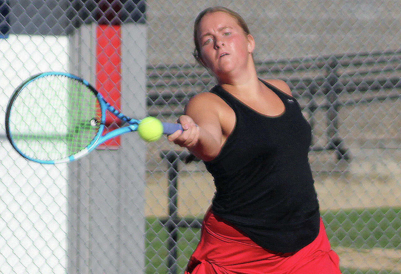 Long rallies go Alton's way in city tennis championship win over Marquette