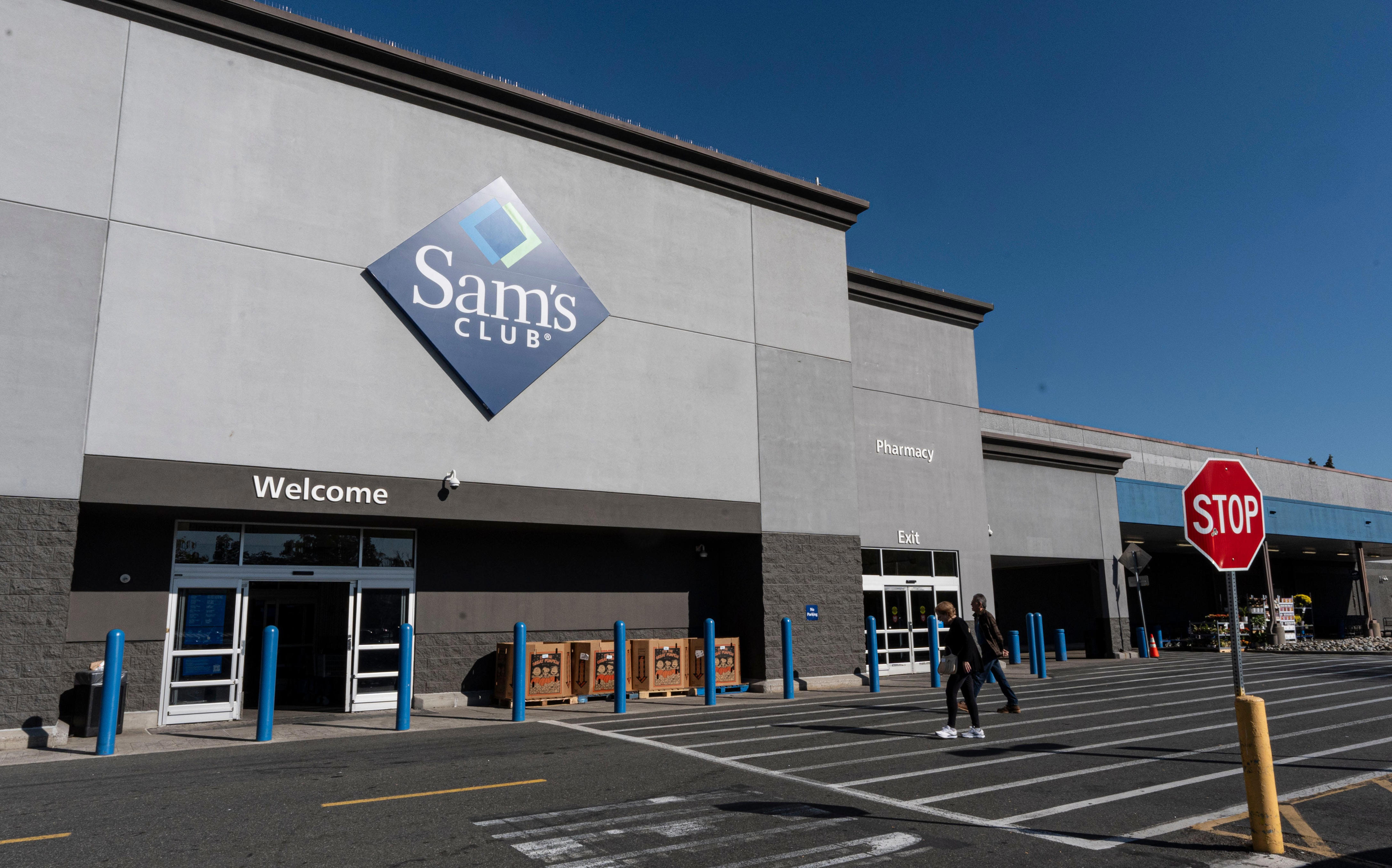 Sam's Club in Topeka is changing its Sunday hours. Here's when
