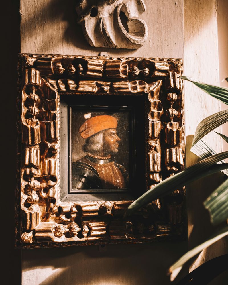 20 Thrift Store Finds You Can Turn Into Home Decor Magic