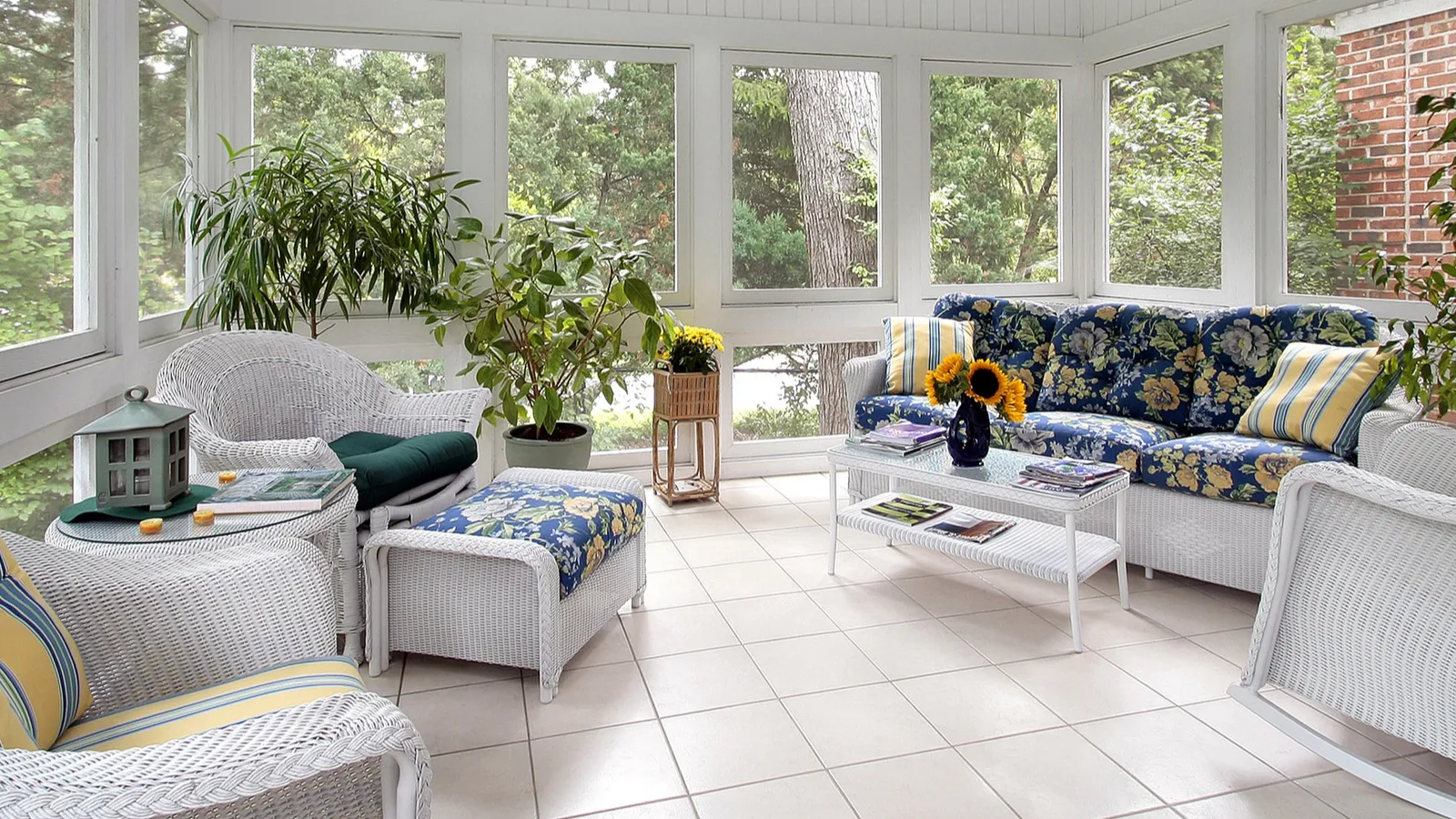 How to design a veranda that feels like an extra room