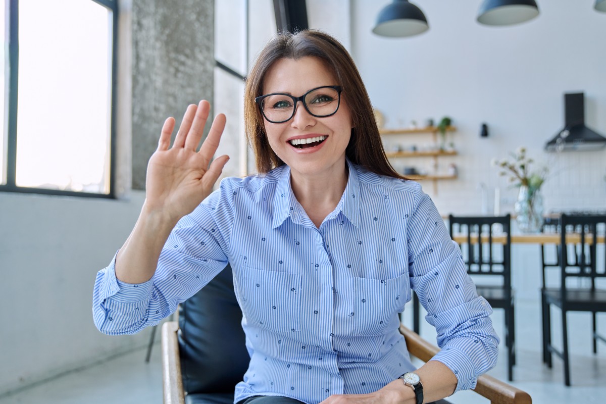 15 Funny Things That Happen When Someone Forgets Their Camera’s On