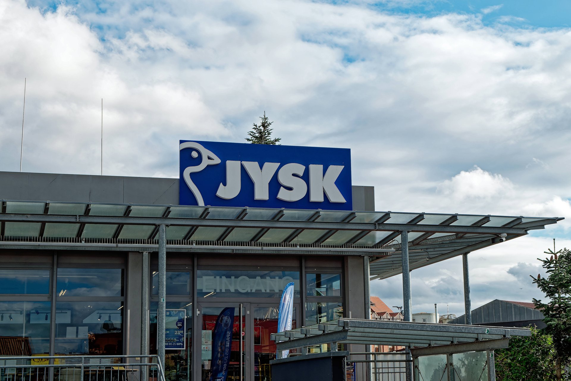 Skandi‑Feeling für daheim: Diese Jysk‑Laterne bringt sofort Hygge ...