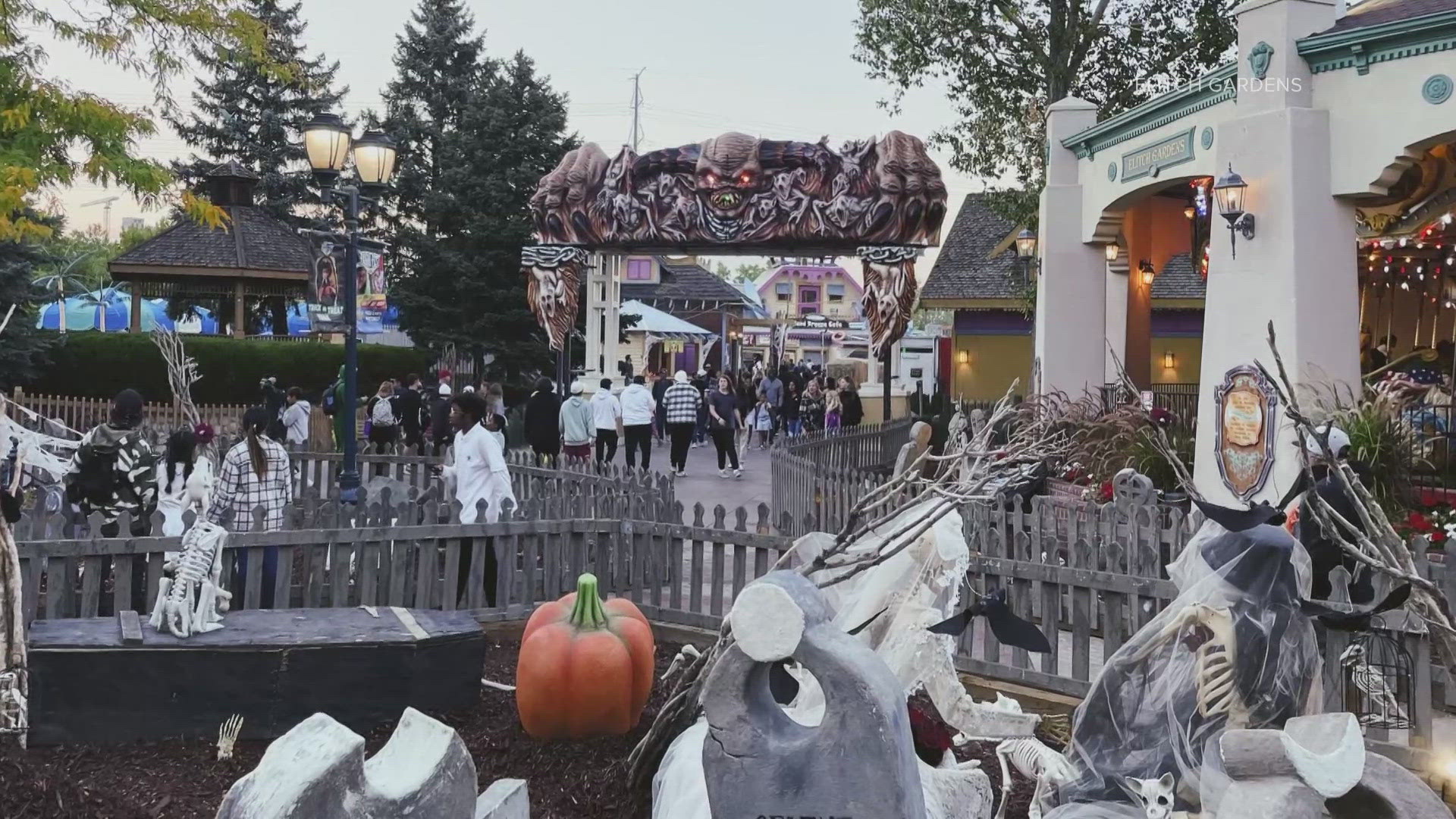 Fright Fest returns to Elitch Gardens