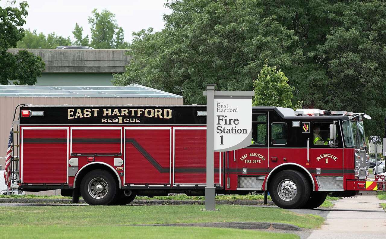 Fire at East Hartford elderly public housing complex displaces 4 ...
